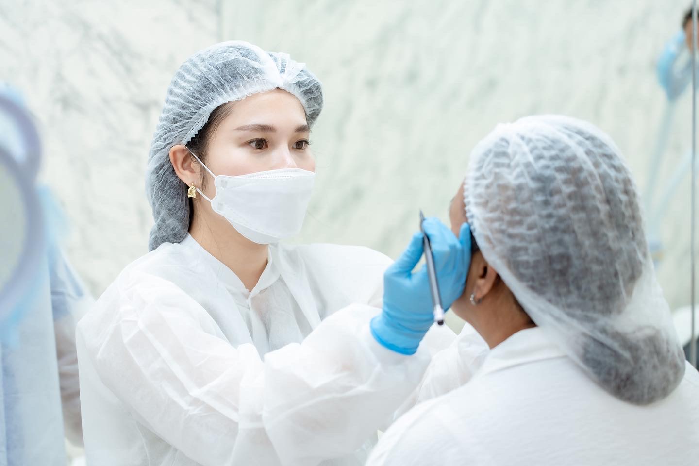 Esthete.stylist สักคิ้วลายเส้นธรรมชาติ - เราคือผู้เชี่ยวชาญการสักเชิงการแพทย์กึ่งถาวร ใช้ ...